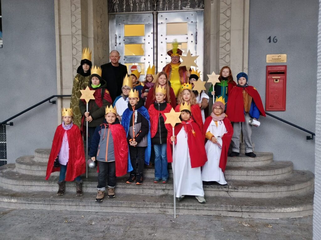 Besuch der Sternsinger beim Bürgermeister 2026 - Katholisch in Witten